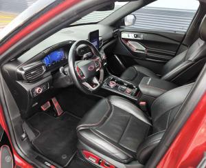 Red Ford Explorer 2020 in Siauliai, with an engine capacity of 2.96 L and mileage of 266 thousand km for 14500 €, photo 9 on AUTOMOTO.COM.LV