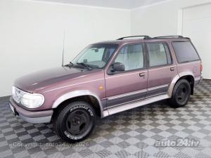 Violets Ford Explorer 1997 Tallina, ar dzinēja tilpumu 4.00 L un nobraukumu 327 tūkst. km par 1499 €, foto 2 vietnē AUTOMOTO.COM.LV