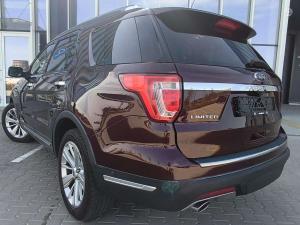Violet Ford Explorer 2019 in Vilnius, with an engine capacity of 3.50 L and mileage of 71 thousand km for 22800 €, photo 14 on AUTOMOTO.COM.LV
