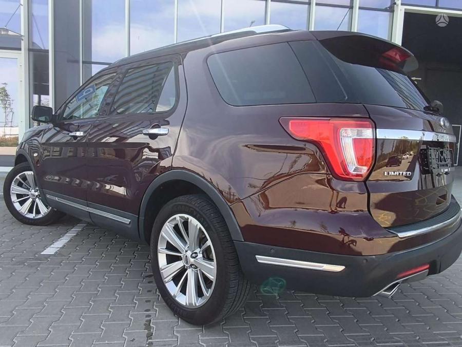 Violet Ford Explorer 2019 in Vilnius, with an engine capacity of 3.50 L and mileage of 71 thousand km for 22800 €, photo 15 on AUTOMOTO.COM.LV