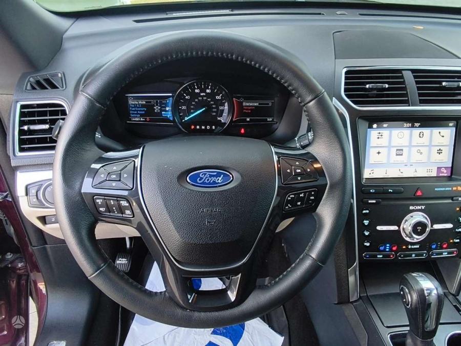 Violet Ford Explorer 2019 in Vilnius, with an engine capacity of 3.50 L and mileage of 71 thousand km for 22800 €, photo 27 on AUTOMOTO.COM.LV