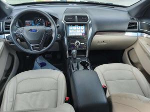 Violet Ford Explorer 2019 in Vilnius, with an engine capacity of 3.50 L and mileage of 71 thousand km for 22800 €, photo 32 on AUTOMOTO.COM.LV