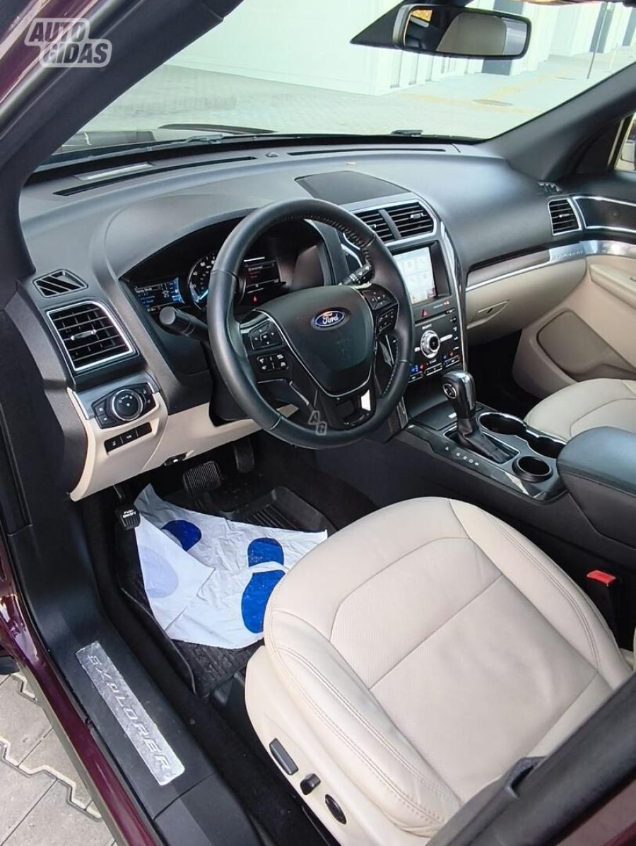 Violets Ford Explorer 2019 Viļņa, ar dzinēja tilpumu 3.50 L un nobraukumu 71 tūkst. km par 22800 €, foto 57 vietnē AUTOMOTO.COM.LV