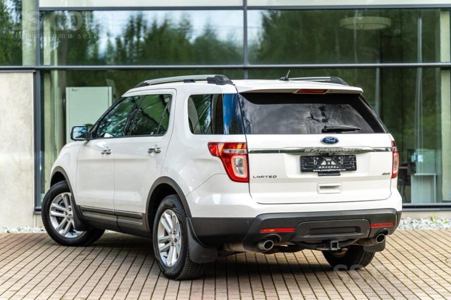Balts Ford Explorer 2013 Rīga, ar dzinēja tilpumu 3.50 L un nobraukumu 158 tūkst. km par 12800 €, foto 3 vietnē AUTOMOTO.COM.LV