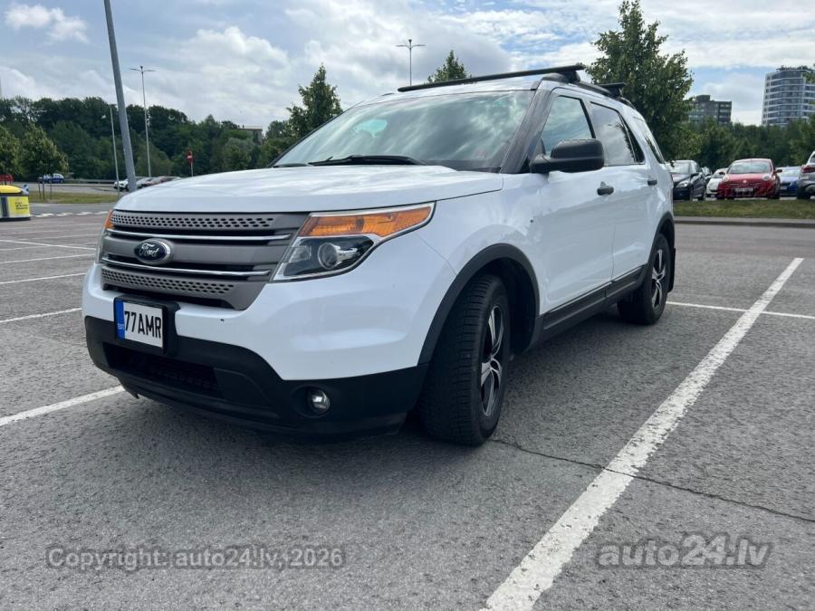 White Ford Explorer 2013 in Tallinn, with an engine capacity of 3.50 L and mileage of 225 thousand km for 10900 €, photo 1 on AUTOMOTO.COM.LV