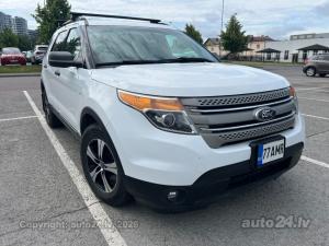 White Ford Explorer 2013 in Tallinn, with an engine capacity of 3.50 L and mileage of 225 thousand km for 10900 €, photo 4 on AUTOMOTO.COM.LV