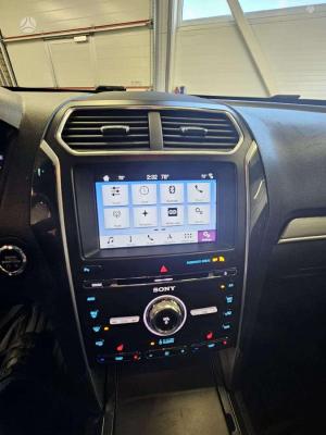White Ford Explorer 2017 in Kalvarija, with an engine capacity of 3.49 L and mileage of 142 thousand km for 17100 €, photo 15 on AUTOMOTO.COM.LV