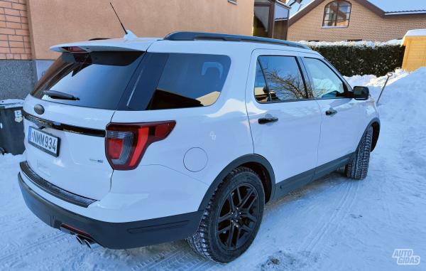 Balts Ford Explorer 2019 Panevēža, ar dzinēja tilpumu 3.50 L un nobraukumu 85 tūkst. km par 23000 €, foto 4 vietnē AUTOMOTO.COM.LV