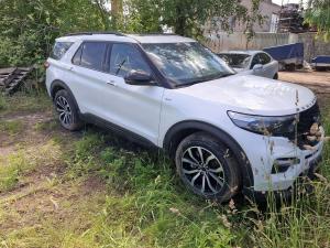 White Ford Explorer 2020 in Kaunas, with an engine capacity of 2.96 L and mileage of 100 thousand km for 13310 €, photo 3 on AUTOMOTO.COM.LV