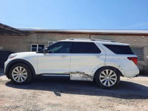 White Ford Explorer 2020 in Kaunas, with an engine capacity of 2.26 L and mileage of 88 thousand km for 16335 €, photo 9 on AUTOMOTO.COM.LV
