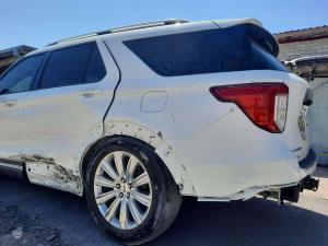 White Ford Explorer 2020 in Kaunas, with an engine capacity of 2.26 L and mileage of 88 thousand km for 16335 €, photo 11 on AUTOMOTO.COM.LV