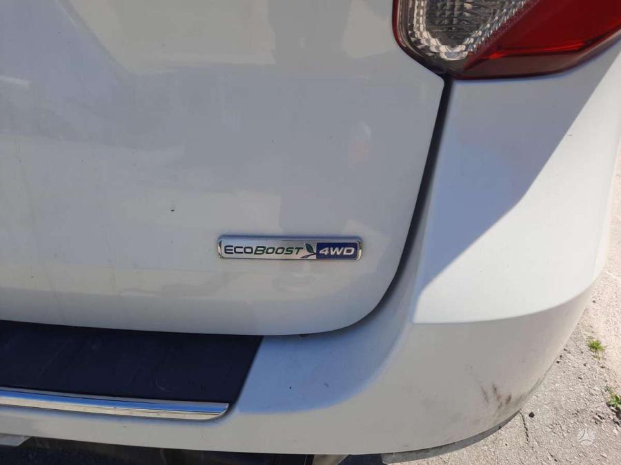 White Ford Explorer 2020 in Kaunas, with an engine capacity of 2.26 L and mileage of 88 thousand km for 16335 €, photo 16 on AUTOMOTO.COM.LV