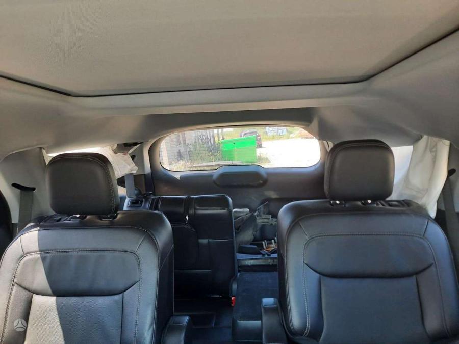 White Ford Explorer 2020 in Kaunas, with an engine capacity of 2.26 L and mileage of 88 thousand km for 16335 €, photo 28 on AUTOMOTO.COM.LV
