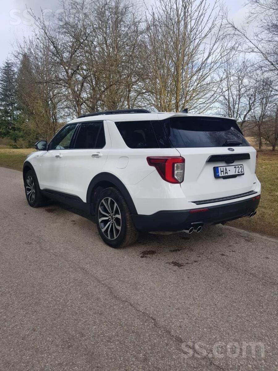 Balts Ford Explorer 2023 Kuldīga, ar dzinēja tilpumu 3.00 L un nobraukumu 100 tūkst. km par 40535 €, foto 4 vietnē AUTOMOTO.COM.LV