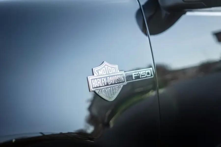 Melns Ford F-150 2000 Liepāja, ar dzinēja tilpumu 5.40 L un nobraukumu 223 tūkst. km par 14444 €, foto 11 vietnē AUTOMOTO.COM.LV