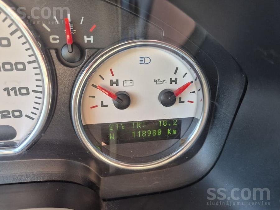 Melns Ford F-150 2007 Liepāja, ar dzinēja tilpumu 5.40 L un nobraukumu 119 tūkst. km par 7200 €, foto 16 vietnē AUTOMOTO.COM.LV