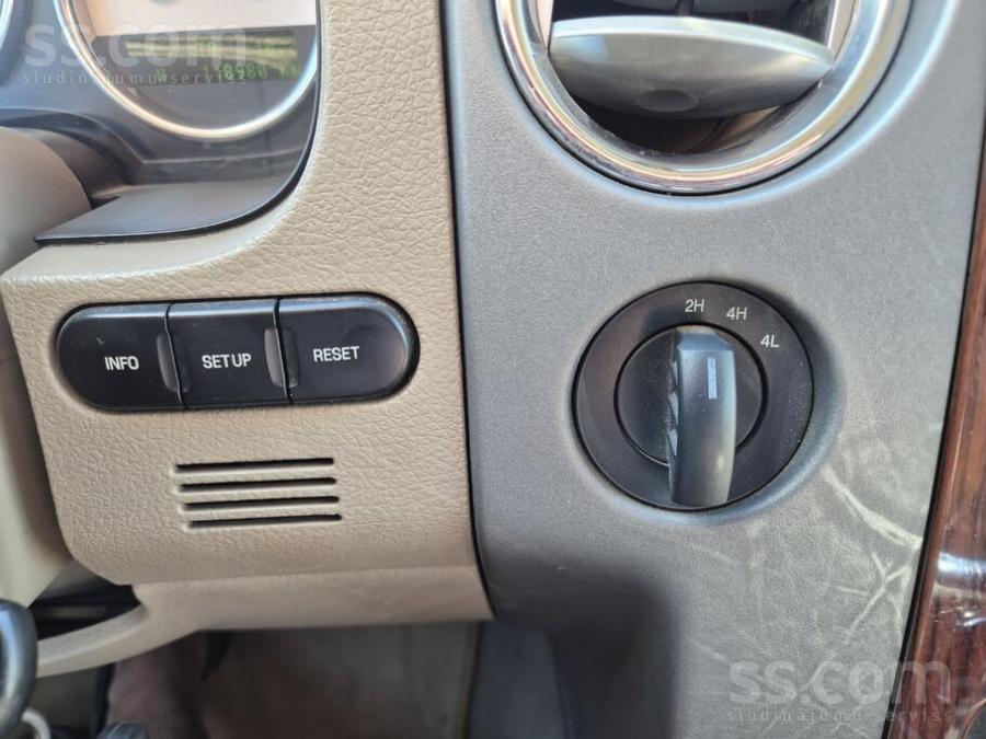 Melns Ford F-150 2007 Liepāja, ar dzinēja tilpumu 5.40 L un nobraukumu 119 tūkst. km par 7200 €, foto 18 vietnē AUTOMOTO.COM.LV