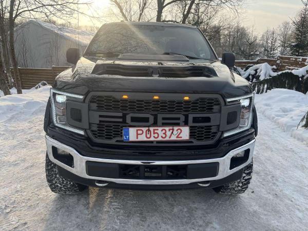 Black Ford F-150 2016 in Klaipeda, with an engine capacity of 3.50 L and mileage of 137 thousand km for 25555 €, photo 1 on AUTOMOTO.COM.LV