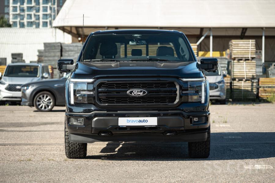 Melns Ford F-150 2025 Rīga, ar dzinēja tilpumu 3.50 L un nobraukumu 15 tūkst. km par 74990 €, foto 3 vietnē AUTOMOTO.COM.LV