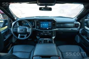 Melns Ford F-150 2025 Rīga, ar dzinēja tilpumu 3.50 L un nobraukumu 15 tūkst. km par 74990 €, foto 10 vietnē AUTOMOTO.COM.LV