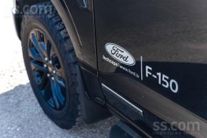 Melns Ford F-150 2025 Rīga, ar dzinēja tilpumu 3.50 L un nobraukumu 15 tūkst. km par 74990 €, foto 28 vietnē AUTOMOTO.COM.LV