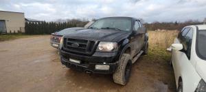 Black Ford F-150 2004 in Kaunas, with an engine capacity of 5.40 L and mileage of 305 thousand km for 10500 €, photo 7 on AUTOMOTO.COM.LV