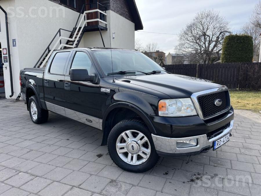 Black Ford F-150 2004 in Riga, with an engine capacity of 5.40 L and mileage of 0 thousand km for 7490 €, photo 3 on AUTOMOTO.COM.LV