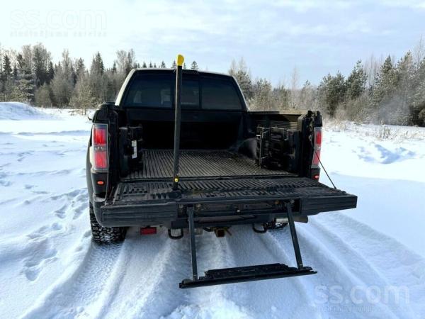 Melns Ford F-150 2011 Madona, ar dzinēja tilpumu 6.20 L un nobraukumu 175 tūkst. km par 28500 €, foto 7 vietnē AUTOMOTO.COM.LV