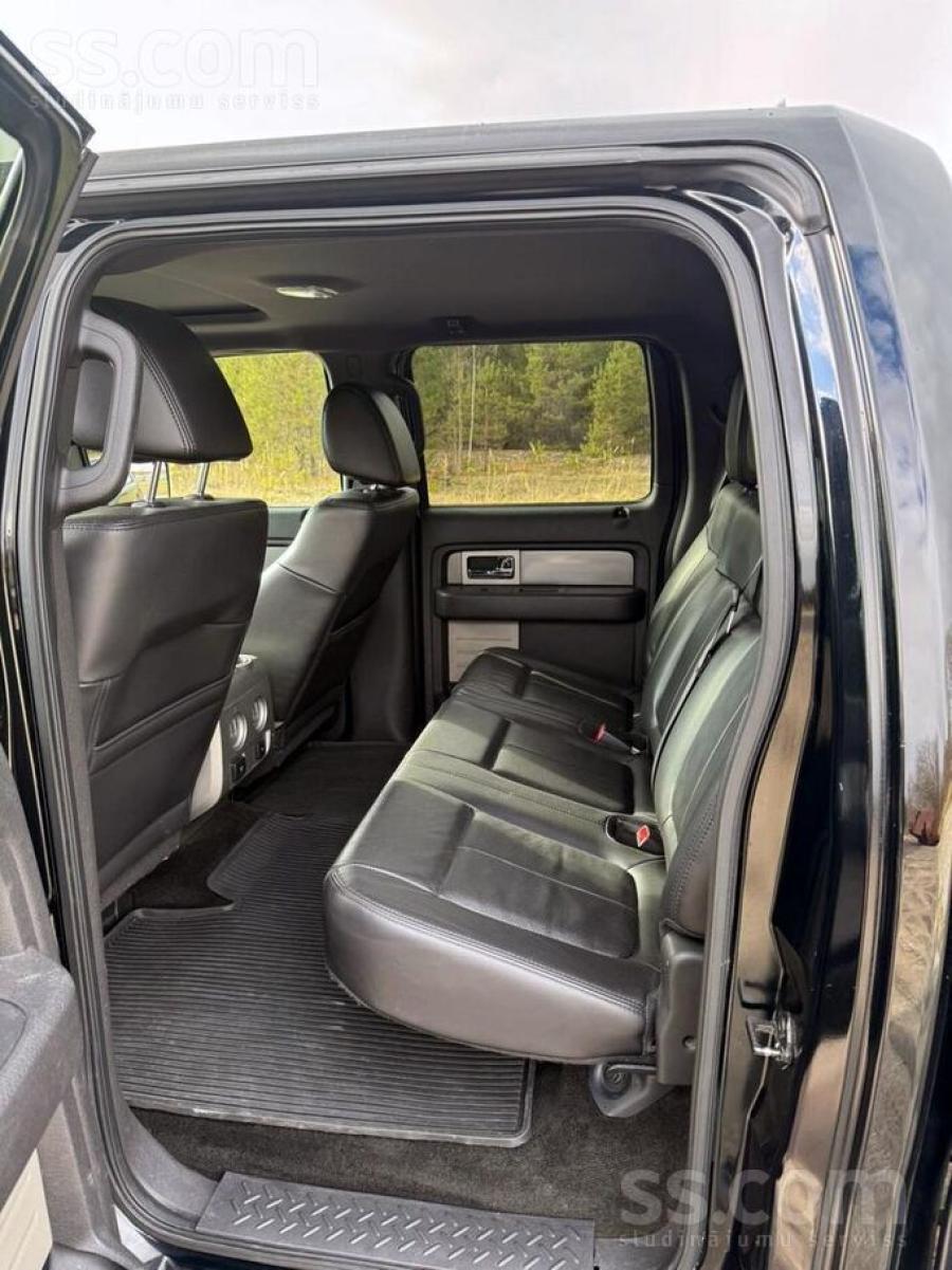 Black Ford F-150 2011 in Madona, with an engine capacity of 6.20 L and mileage of 175 thousand km for 24500 €, photo 8 on AUTOMOTO.COM.LV