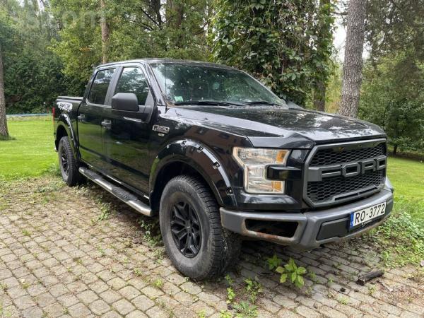 Ford F-150 2015 RÄ«ga vietnÄ Melns Ford F-150 2015 RÄ«ga, ar dzinÄja tilpumu 5.00 L un nobraukumu 93 tÅ«kst. km par 16300 ā¬, foto 1 vietnÄ AUTOMOTO.COM.LV
