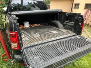 Melns Ford F-150 2015 Rīga, ar dzinēja tilpumu 5.00 L un nobraukumu 93 tūkst. km par 16300 €, foto 7 vietnē AUTOMOTO.COM.LV