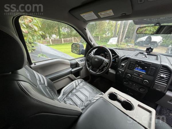 Ford F-150 2015 RÄ«ga vietnÄ Melns Ford F-150 2015 RÄ«ga, ar dzinÄja tilpumu 5.00 L un nobraukumu 93 tÅ«kst. km par 16300 ā¬, foto 8 vietnÄ AUTOMOTO.COM.LV
