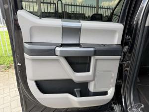 Melns Ford F-150 2016 Klaipėda, ar dzinēja tilpumu 4.95 L un nobraukumu 266 tūkst. km par 25200 €, foto 18 vietnē AUTOMOTO.COM.LV