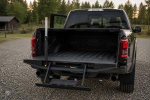 Melns Ford F-150 2018 Panevēža, ar dzinēja tilpumu 3.49 L un nobraukumu 117 tūkst. km par 49000 €, foto 8 vietnē AUTOMOTO.COM.LV