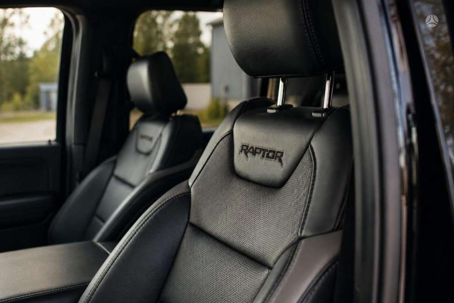 Melns Ford F-150 2018 Panevēža, ar dzinēja tilpumu 3.49 L un nobraukumu 117 tūkst. km par 49000 €, foto 13 vietnē AUTOMOTO.COM.LV