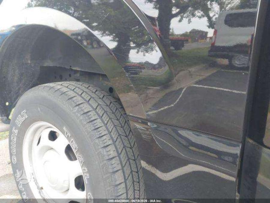 Melns Ford F-150 2020 Klaipėda, ar dzinēja tilpumu 3.30 L un nobraukumu 181 tūkst. km par 11500 €, foto 12 vietnē AUTOMOTO.COM.LV