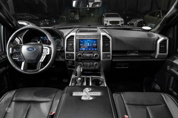 Melns Ford F-150 2020 Rīga, ar dzinēja tilpumu 4.95 L un nobraukumu 19 tūkst. km par 125000 €, foto 10 vietnē AUTOMOTO.COM.LV