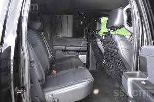 Black Ford F-150 2023 in Kuldiga, with an engine capacity of 3.50 L and mileage of 0 thousand km for 69550 €, photo 7 on AUTOMOTO.COM.LV