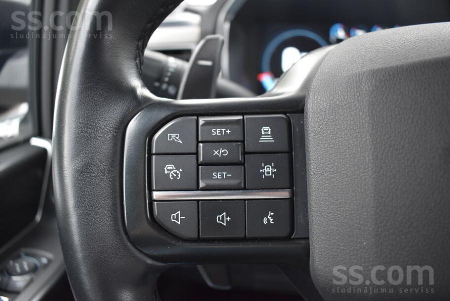 Black Ford F-150 2023 in Kuldiga, with an engine capacity of 3.50 L and mileage of 0 thousand km for 69550 €, photo 20 on AUTOMOTO.COM.LV