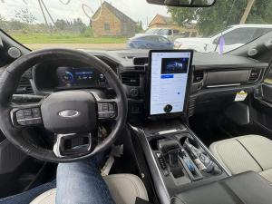 Black Ford F-150 2023 in Kaunas, with an engine capacity of 0.00 L and mileage of 41 thousand km for 41000 €, photo 5 on AUTOMOTO.COM.LV