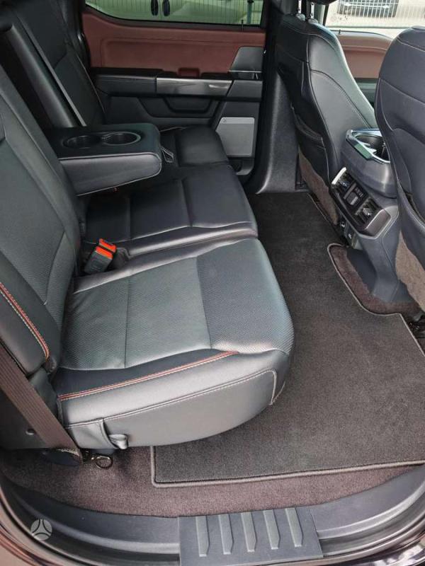 Melns Ford F-150 2023 Jelgava, ar dzinēja tilpumu 2.70 L un nobraukumu 41 tūkst. km par 44900 €, foto 10 vietnē AUTOMOTO.COM.LV