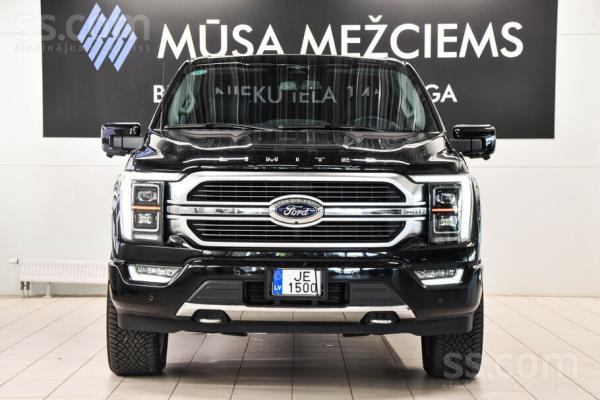 Black Ford F-150 2024 in Riga, with an engine capacity of 3.50 L and mileage of 6 thousand km for 74990 €, photo 2 on AUTOMOTO.COM.LV