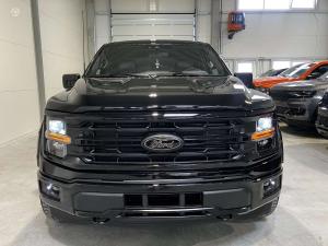 Black Ford F-150 2025 in Klaipeda, with an engine capacity of 2.70 L and mileage of 12 thousand km for 47190 €, photo 6 on AUTOMOTO.COM.LV