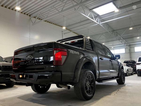 Melns Ford F-150 2025 Klaipėda, ar dzinēja tilpumu 2.70 L un nobraukumu 12 tūkst. km par 47190 €, foto 7 vietnē AUTOMOTO.COM.LV