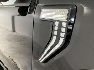 Black Ford F-150 2025 in Klaipeda, with an engine capacity of 2.70 L and mileage of 12 thousand km for 47190 €, photo 29 on AUTOMOTO.COM.LV