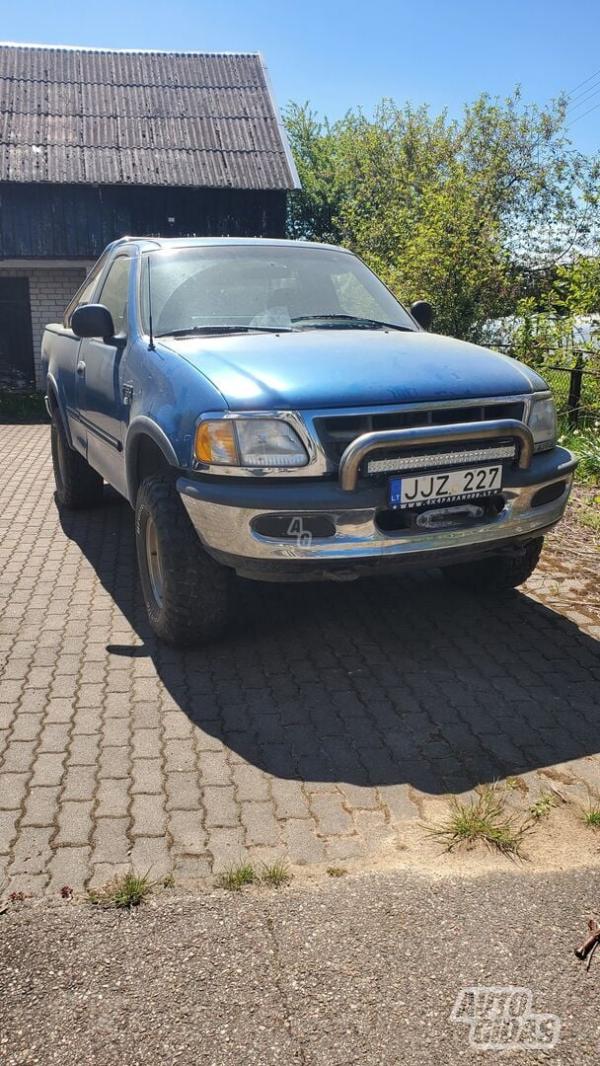 Zils Ford F-150 1998 Lazdijai, ar dzinēja tilpumu 4.20 L un nobraukumu 168 tūkst. km par 3700 €, foto 2 vietnē AUTOMOTO.COM.LV