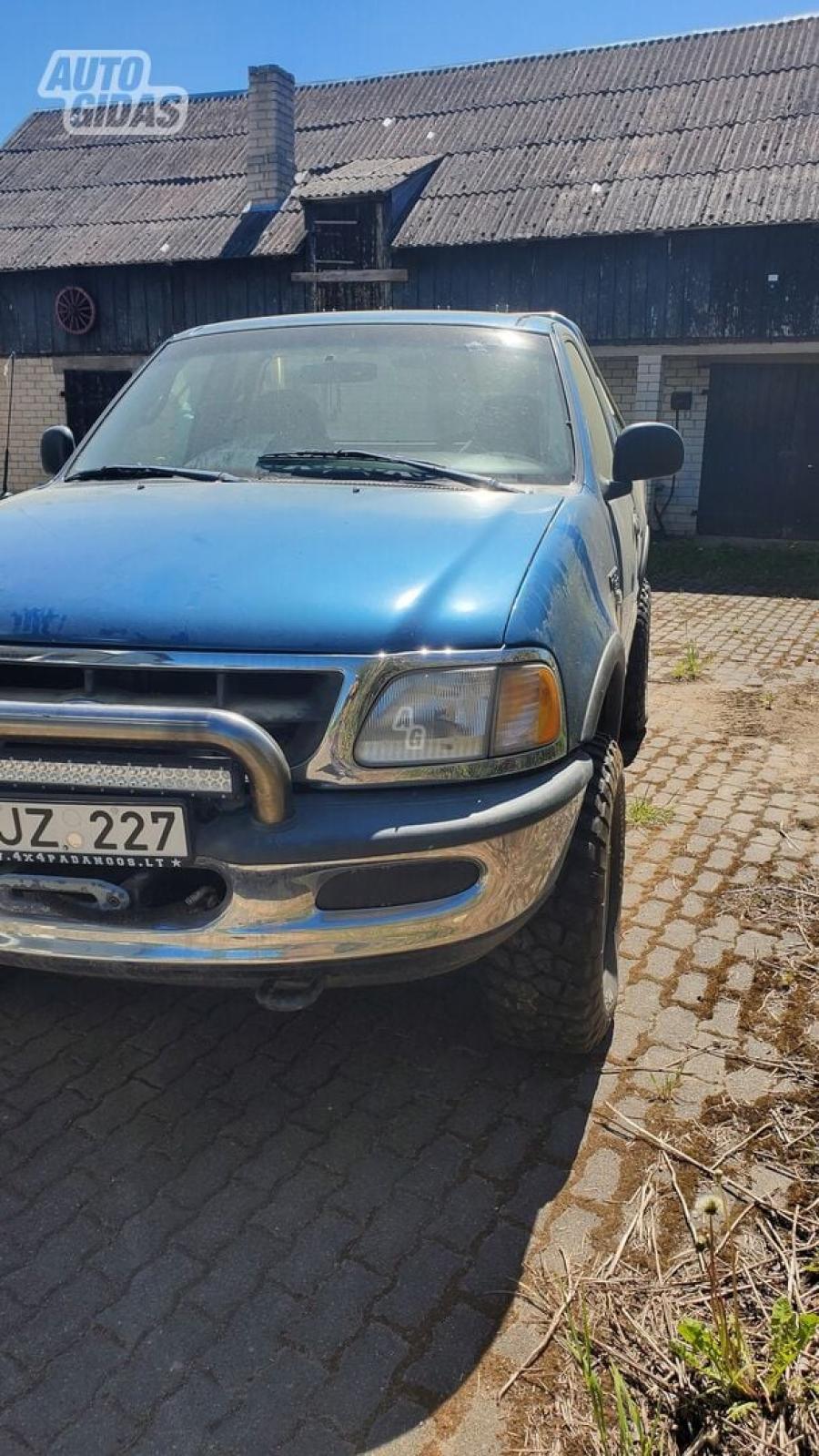 Zils Ford F-150 1998 Lazdijai, ar dzinēja tilpumu 4.20 L un nobraukumu 168 tūkst. km par 3700 €, foto 3 vietnē AUTOMOTO.COM.LV