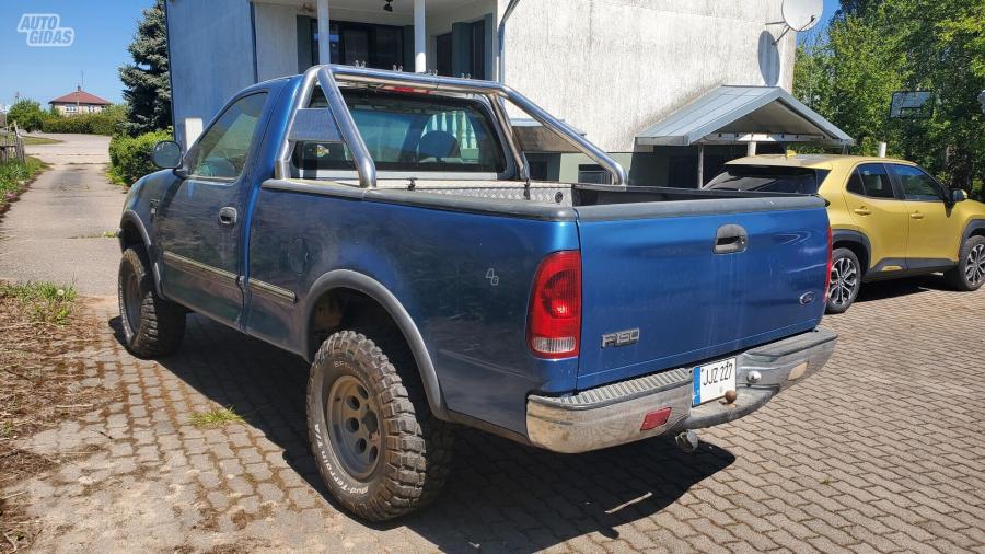 Zils Ford F-150 1998 Lazdijai, ar dzinēja tilpumu 4.20 L un nobraukumu 168 tūkst. km par 3700 €, foto 5 vietnē AUTOMOTO.COM.LV