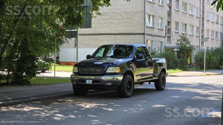 Синий Форд Ф-150 2001 в Рига, объемом двигателя 4.60 л и пробегом 115 тыс. км за 9900 €, фото 1 на AUTOMOTO.COM.LV