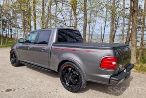 Pelēks Ford F-150 2002 Talsi, ar dzinēja tilpumu 5.40 L un nobraukumu 179 tūkst. km par 14000 €, foto 4 vietnē AUTOMOTO.COM.LV